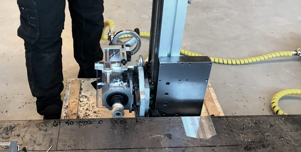 2-Axis Lightweight Portable Milling Machine - Normaco - Portable ...